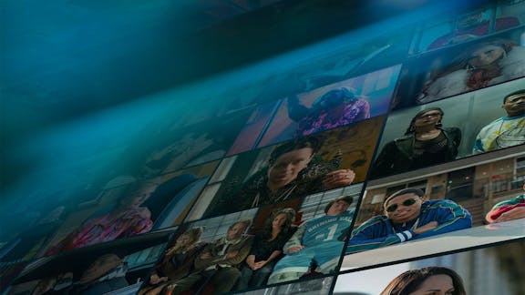 STARZ - Exclusive Originals, Hit Movies